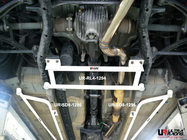 Honda S2000 - Rear Lower Bar / Rear Member Brace | Ultra Racing Malaysia
