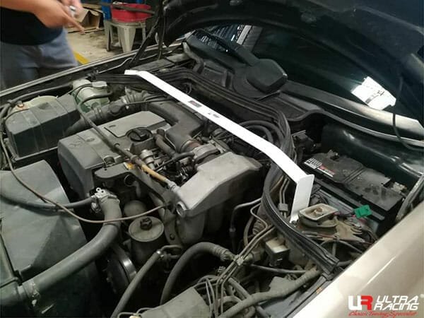 Mercedes-Benz W210 - Front Strut Bar / Front Tower Bar / Front Upper ...