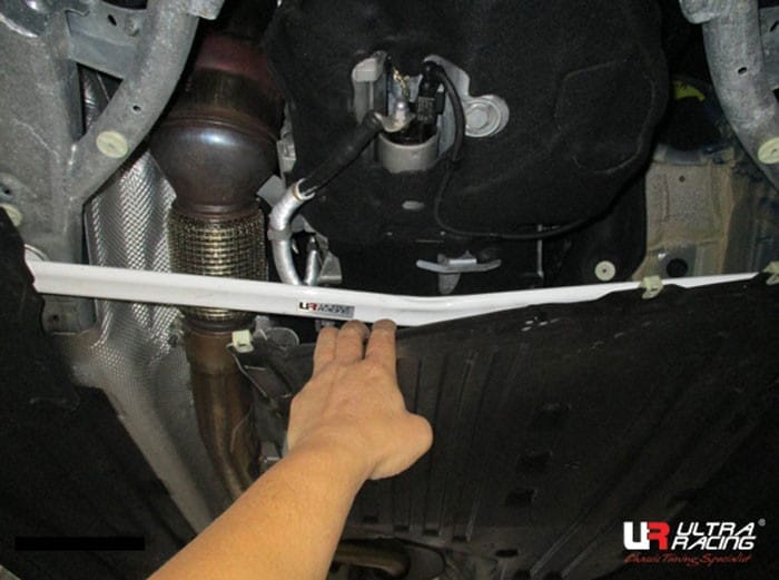 BMW G20 - Front Lower Bar / Front Member Brace | Ultra Racing Malaysia