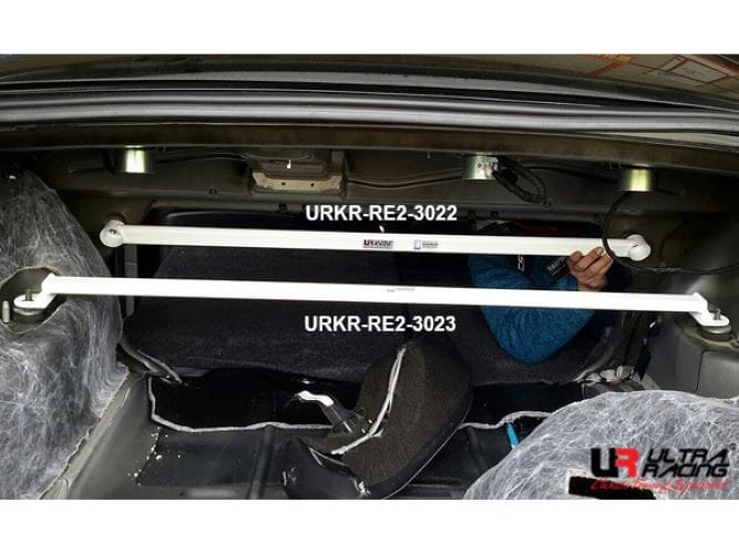 Chrysler 300C-SRT8 - Rear Strut Bar / Rear Tower Bar | Ultra Racing ...